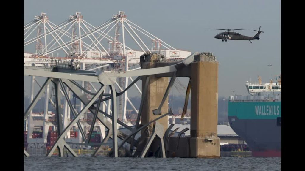 Emergency dispatchers closed access to Baltimore bridge moments before ...