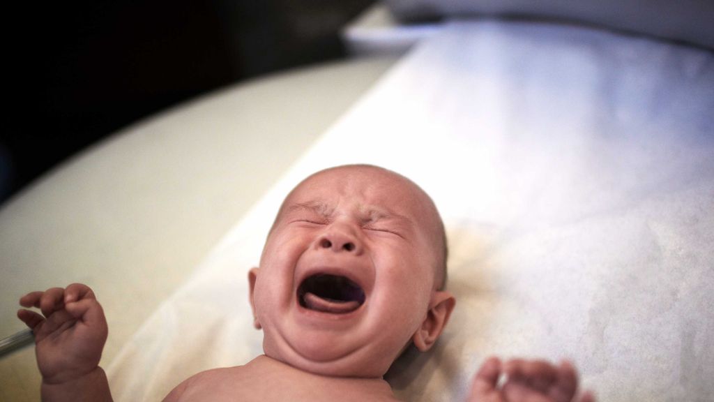 Colic discovery offers struggling parents new hope - ABC News