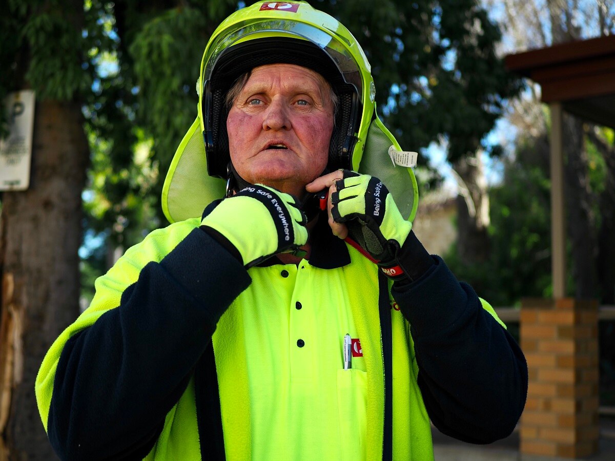 Parcel deliveries double in South Australia's Riverland as pandemic ...