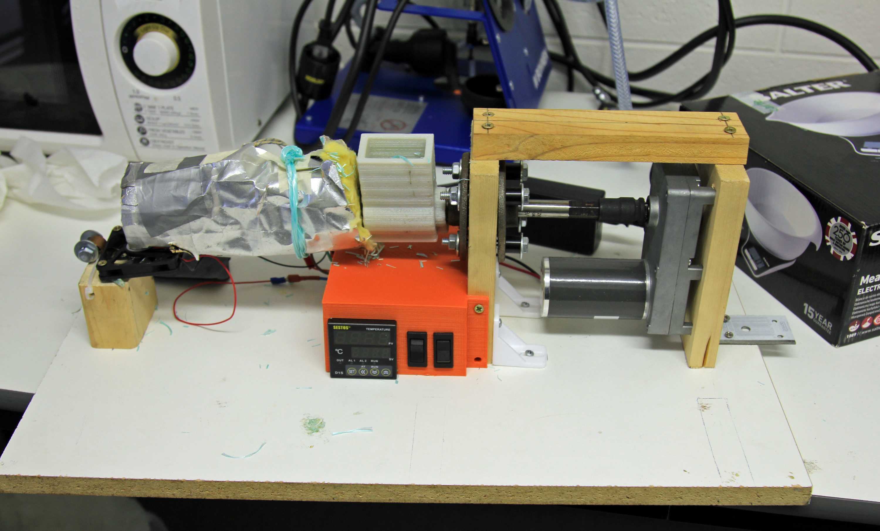 Tasmanian teacher finds way to recycle marine rope offcuts for use in ...