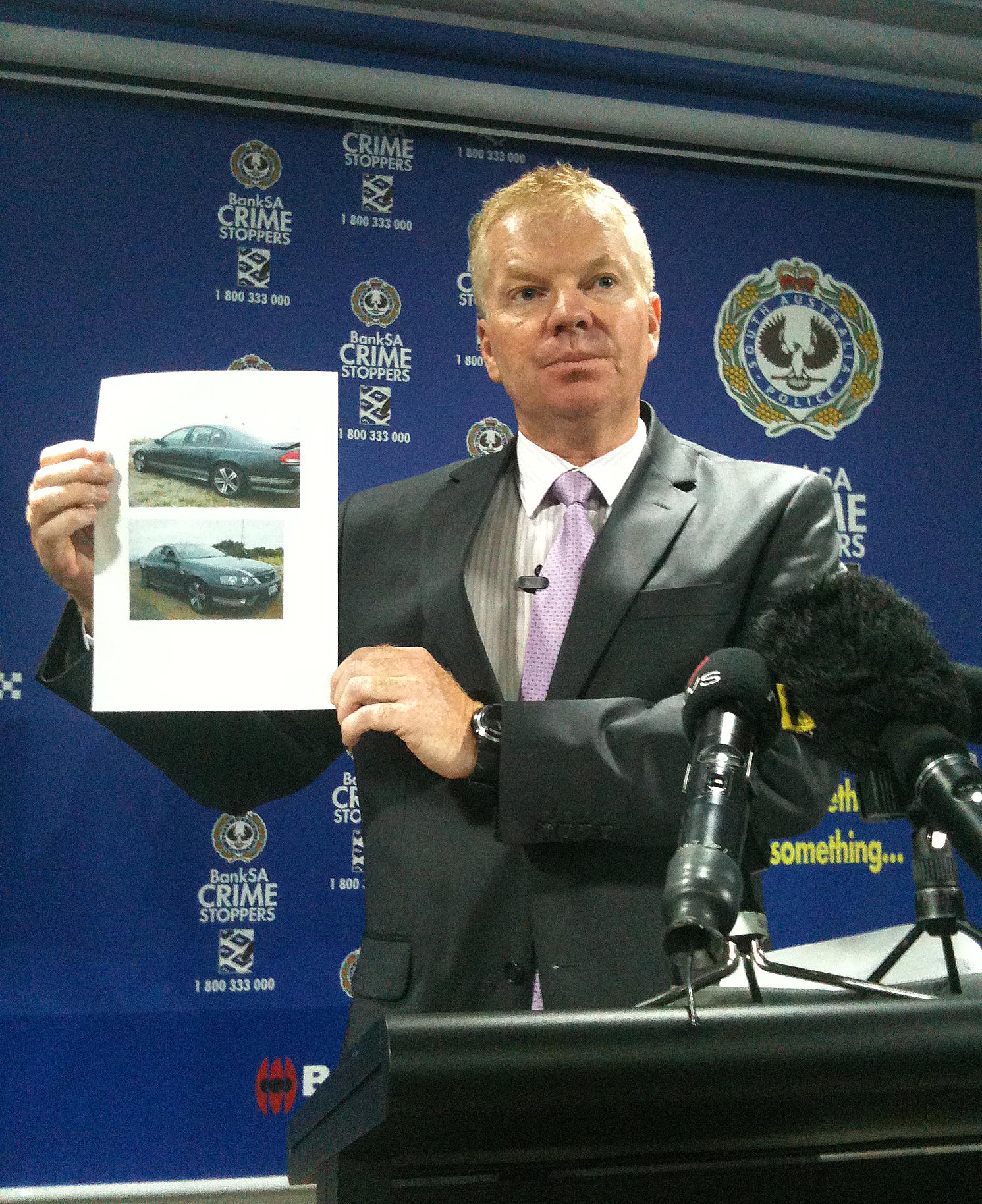 Police appeal for Hills murder clues - ABC News