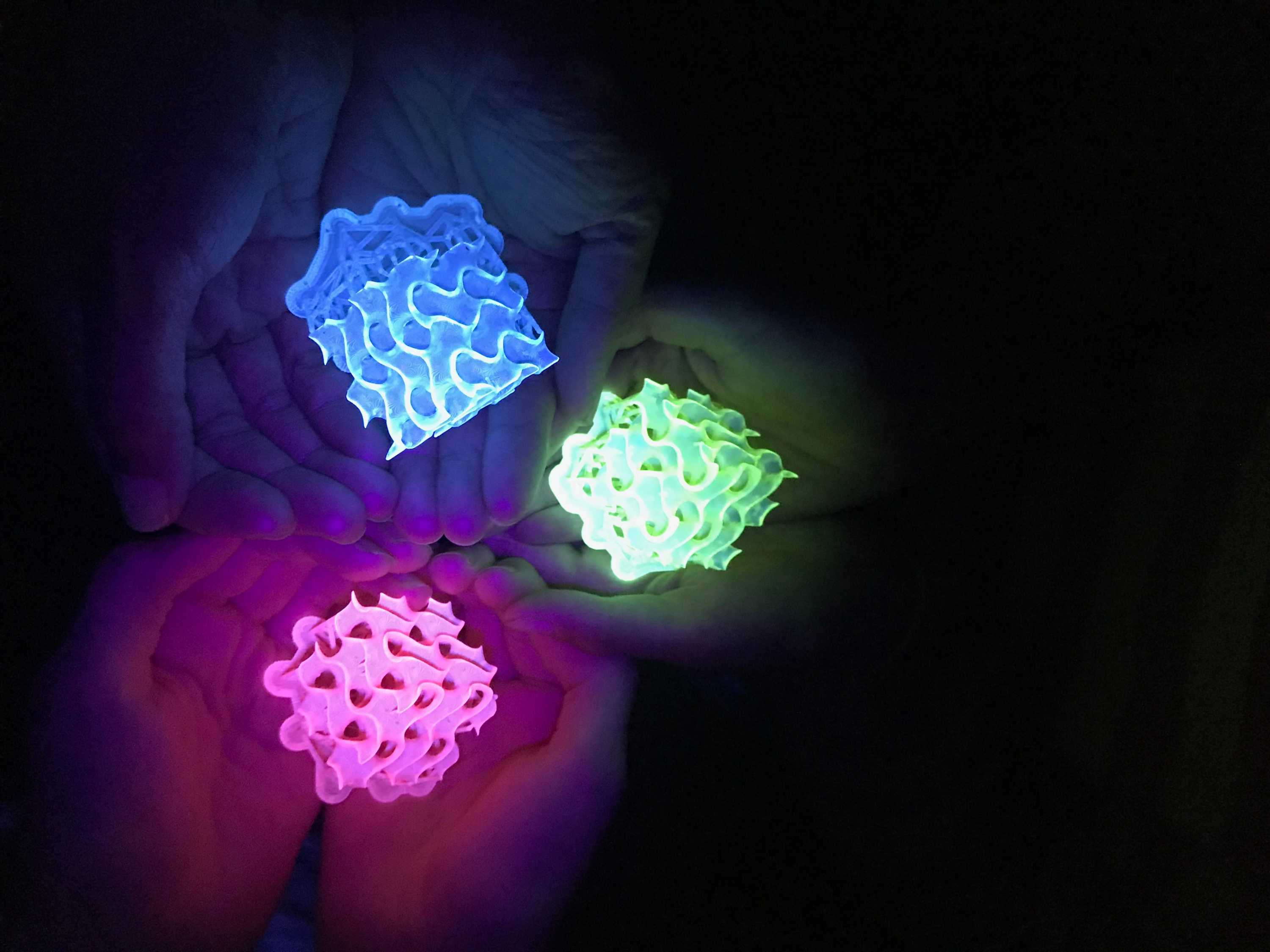 Scientists create brightest-known fluorescent materials in existence ...