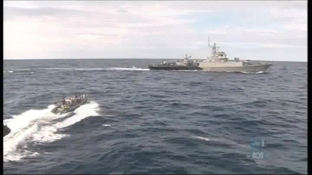 Aussie navy joins Indonesia for patrol - ABC News