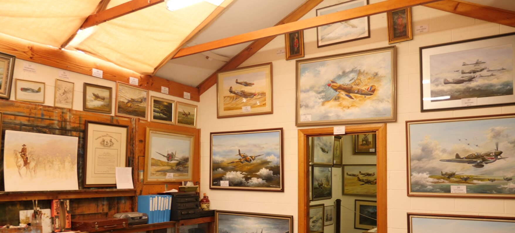 Prolific Australian artist Frank Harding's gallery is a hidden treasure ...