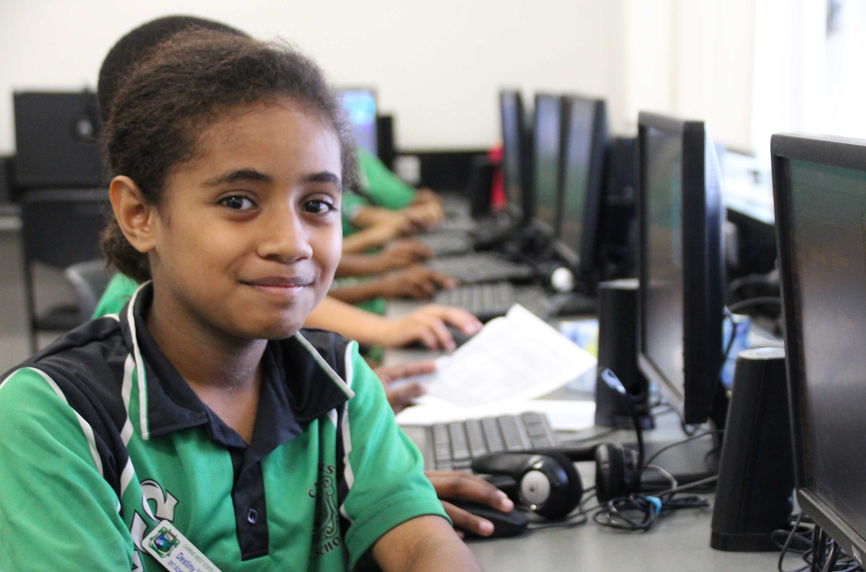 Cairns primary school kids coding and selling their own computer games ...