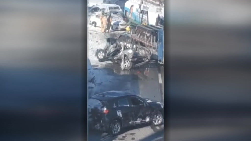 Mangled cars on La Prairie - ABC News