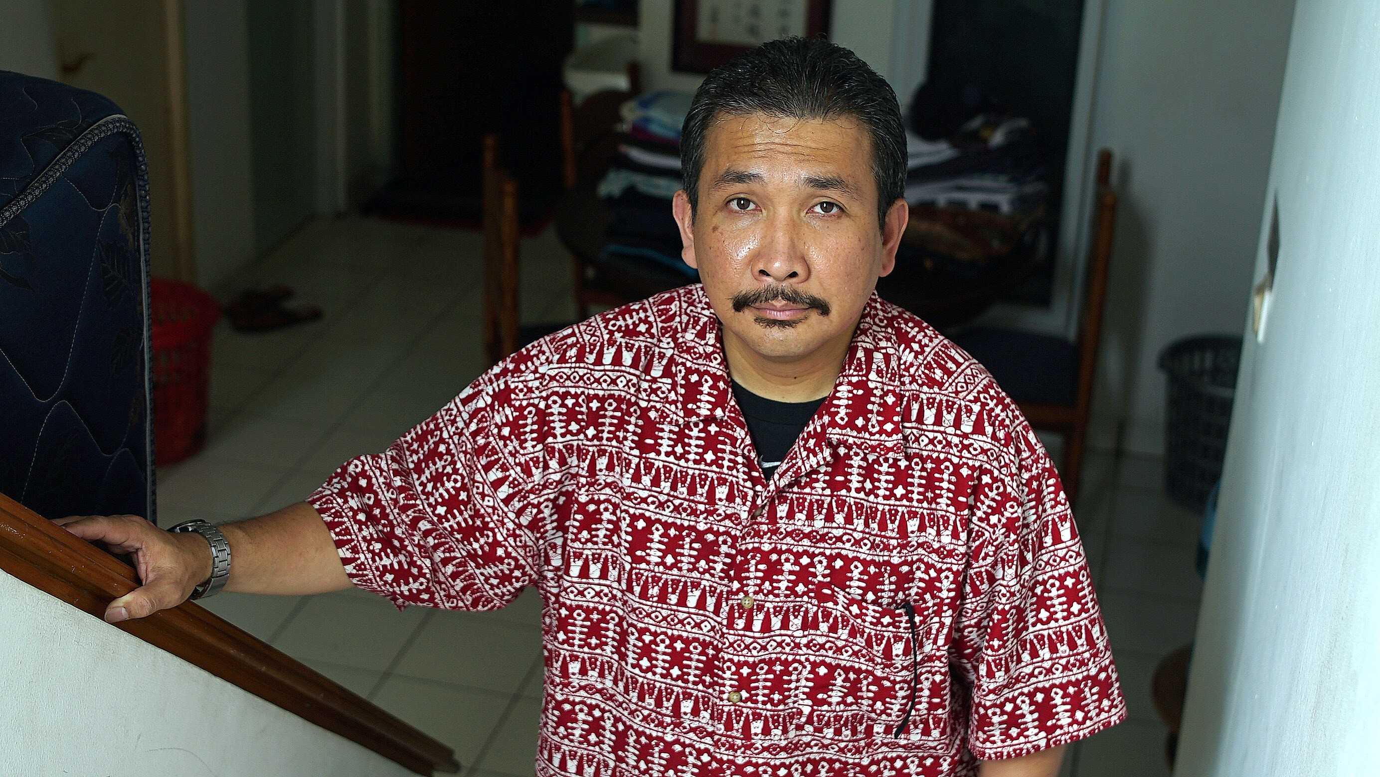 US deports grieving Indonesian father a year after son's brain tumour ...