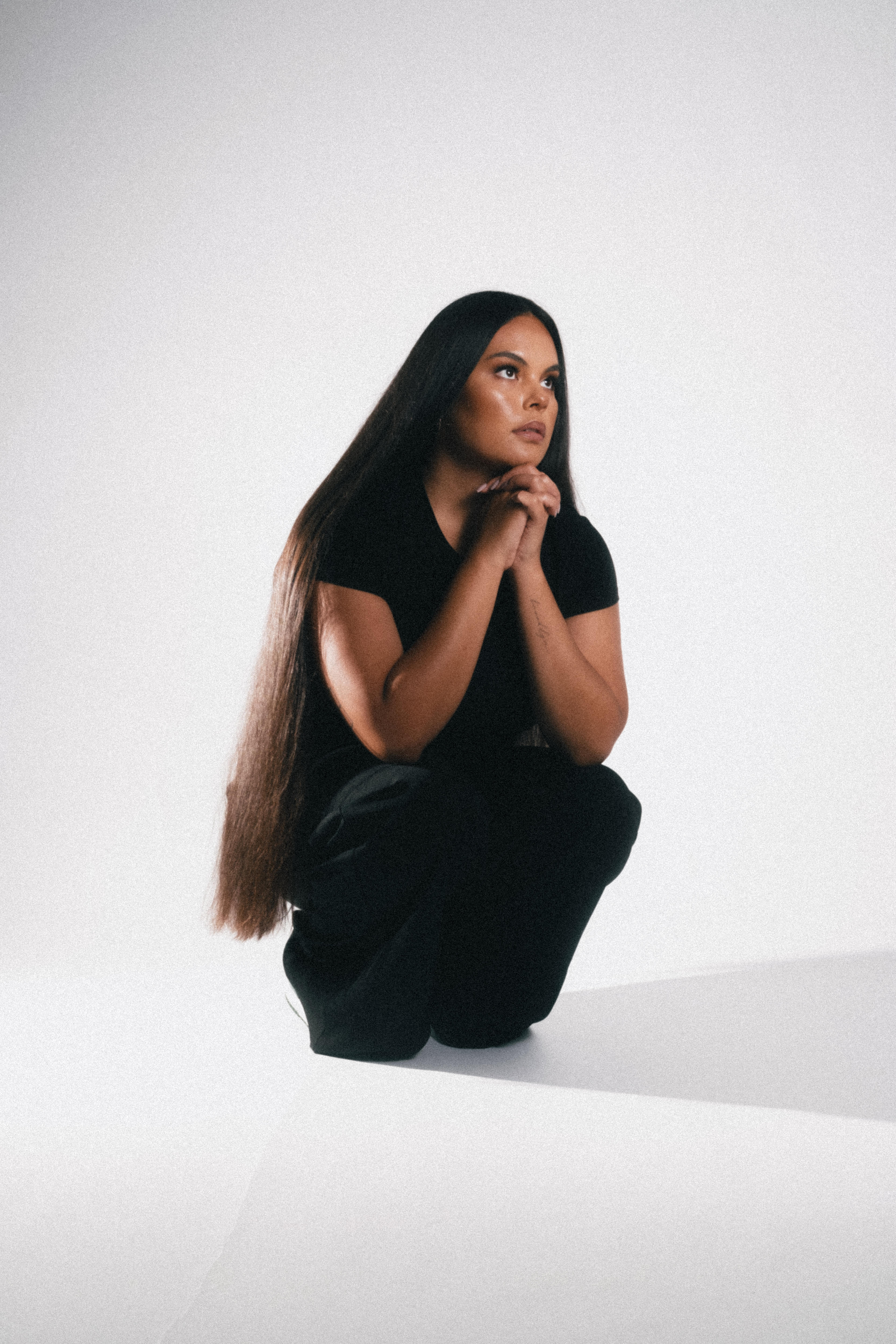 'Own it, be proud': From Sydney to New York, singer-songwriter Mi ...