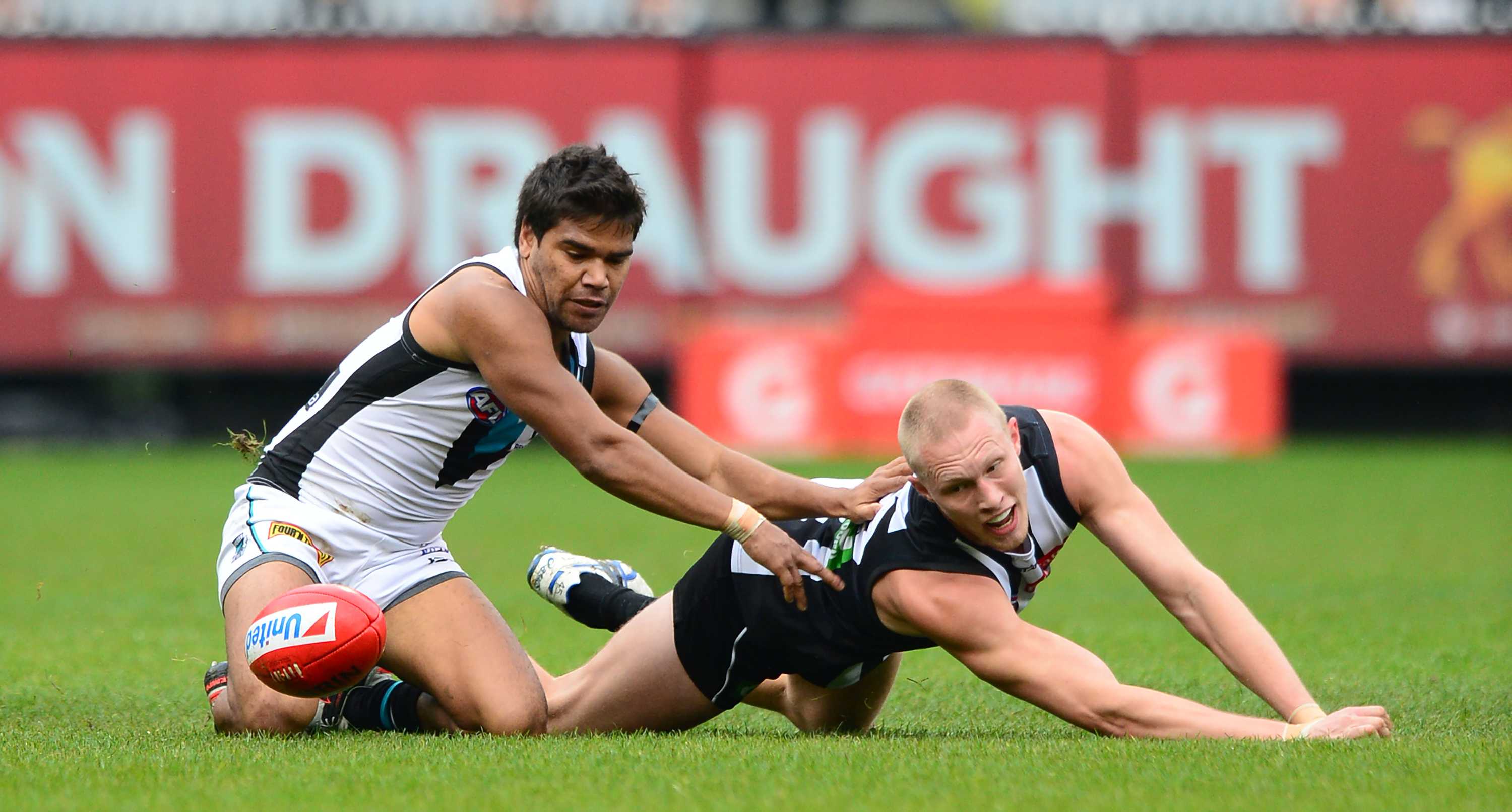 Port Adelaide beats Collingwood by 67 points at the MCG to boost the ...