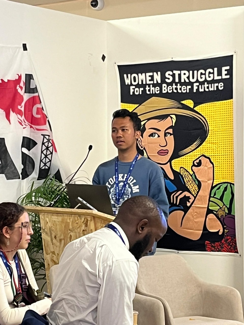 COP28 youth activists fighting for fewer emissions and more education ...