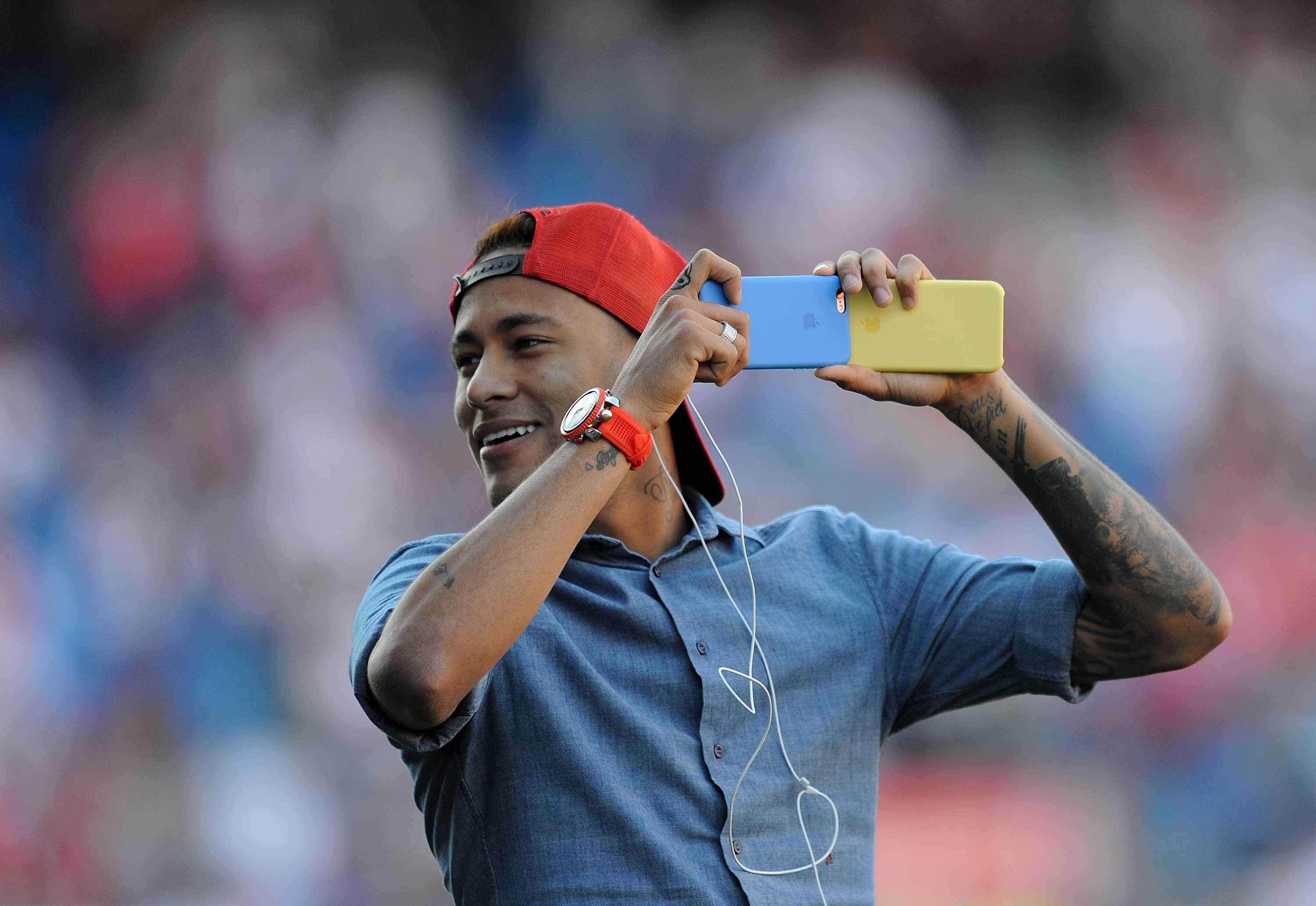 Rio 2016: Brazilian football ace Neymar defends party-boy lifestyle ...