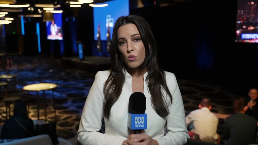 Olivia Caisley reports from Liberal HQ - ABC News