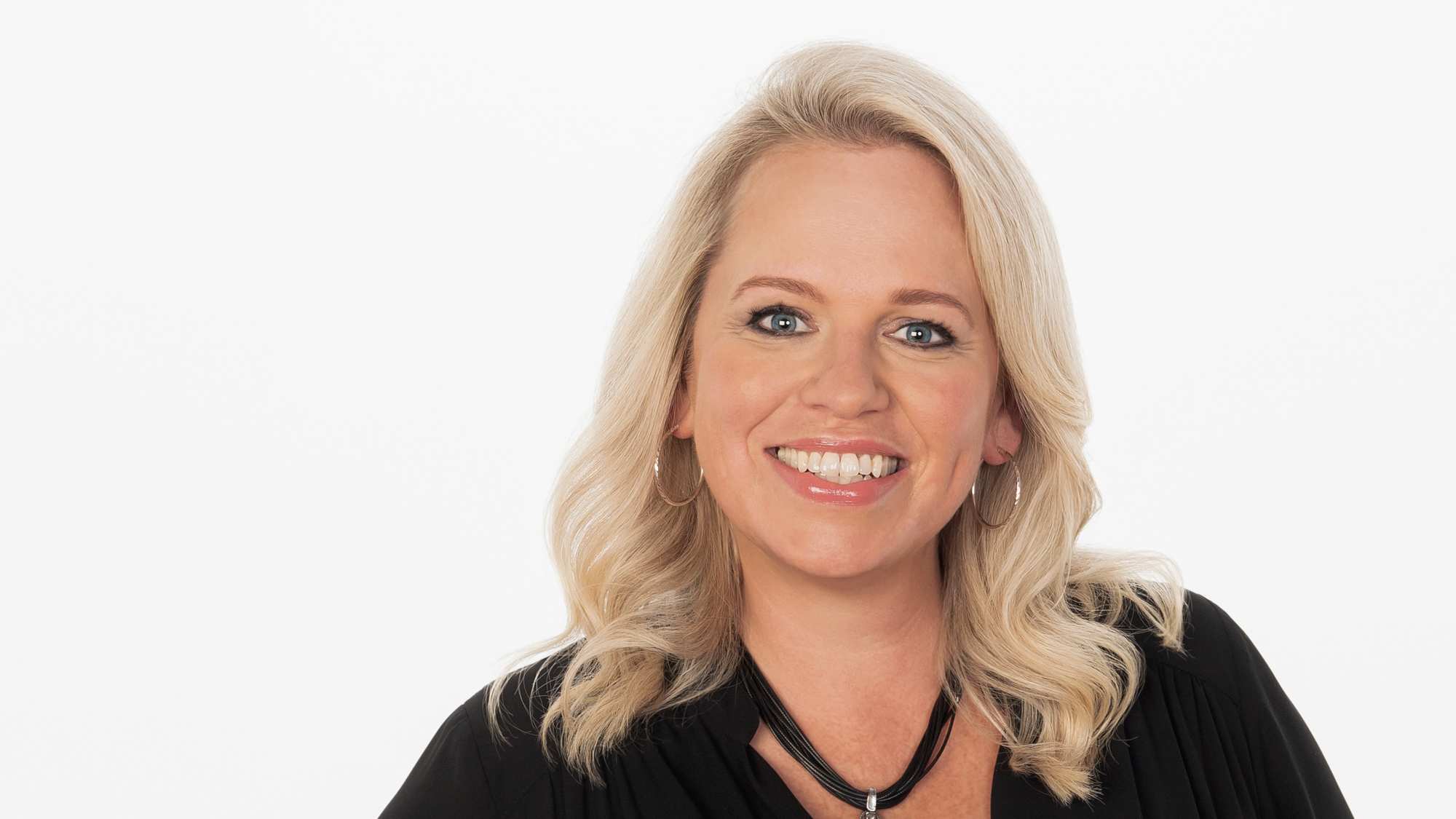 Kasey Chambers in conversation with Beccy Cole (Unfiltered) - ABC Country