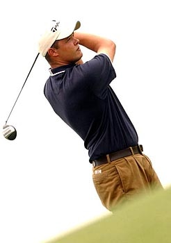 Downes holds on at Moonah Links - ABC News