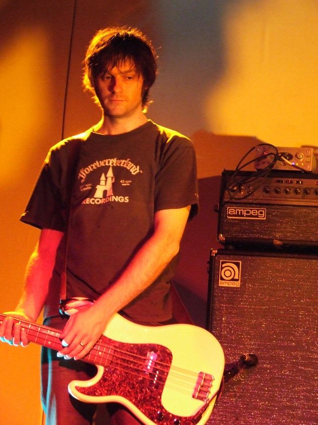 Magic Dirt bassist dead at 37 - ABC News