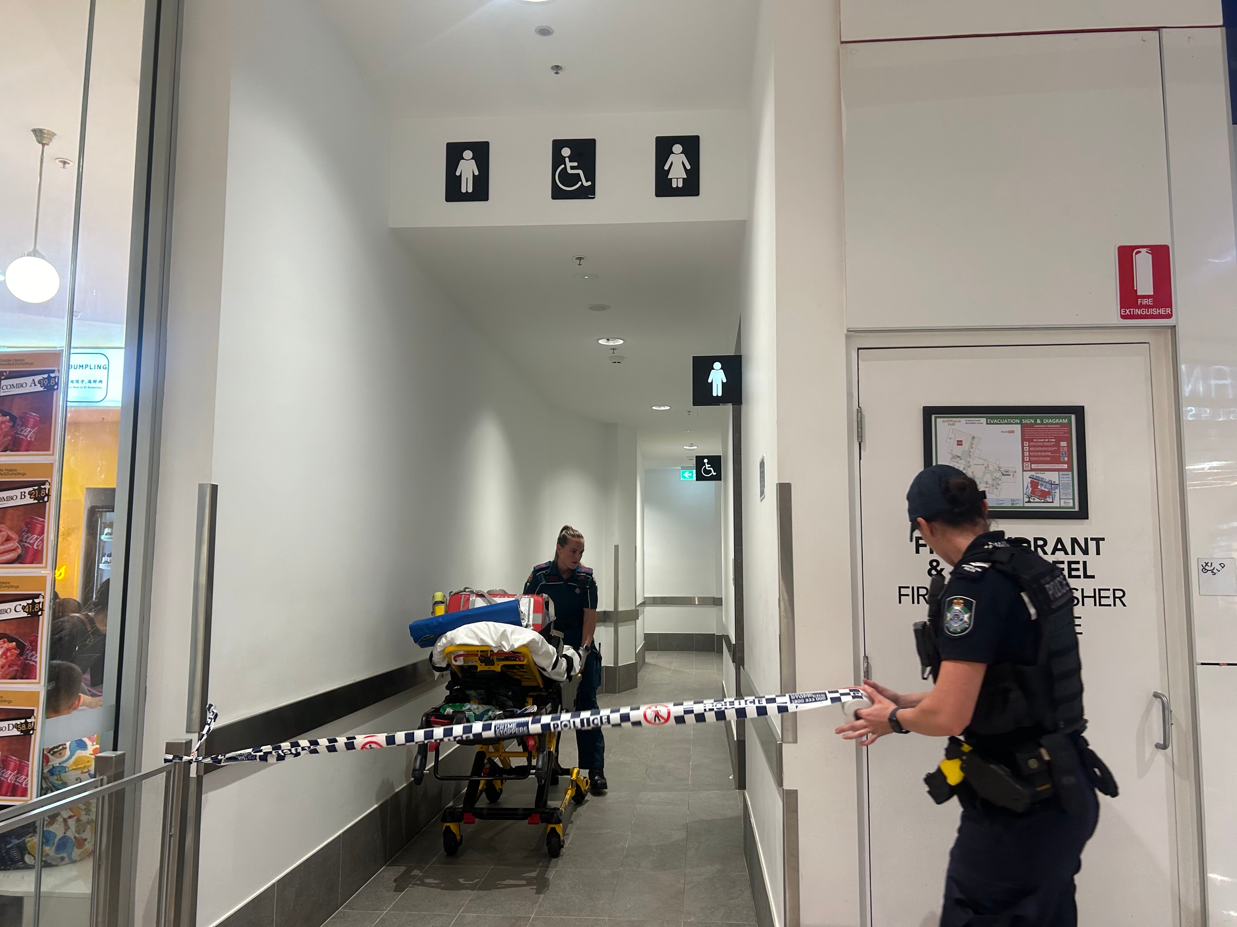 Man found with stab wounds at Gold Coast shopping centre - ABC News