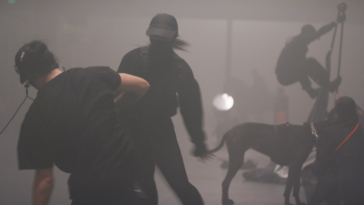 Melbourne dance company Chunky Move premieres Token Armies by new ...