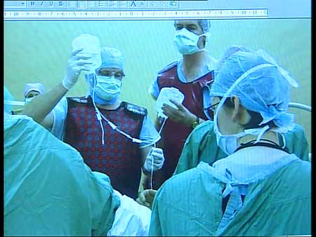 'Millions' more bird flu masks needed - ABC News