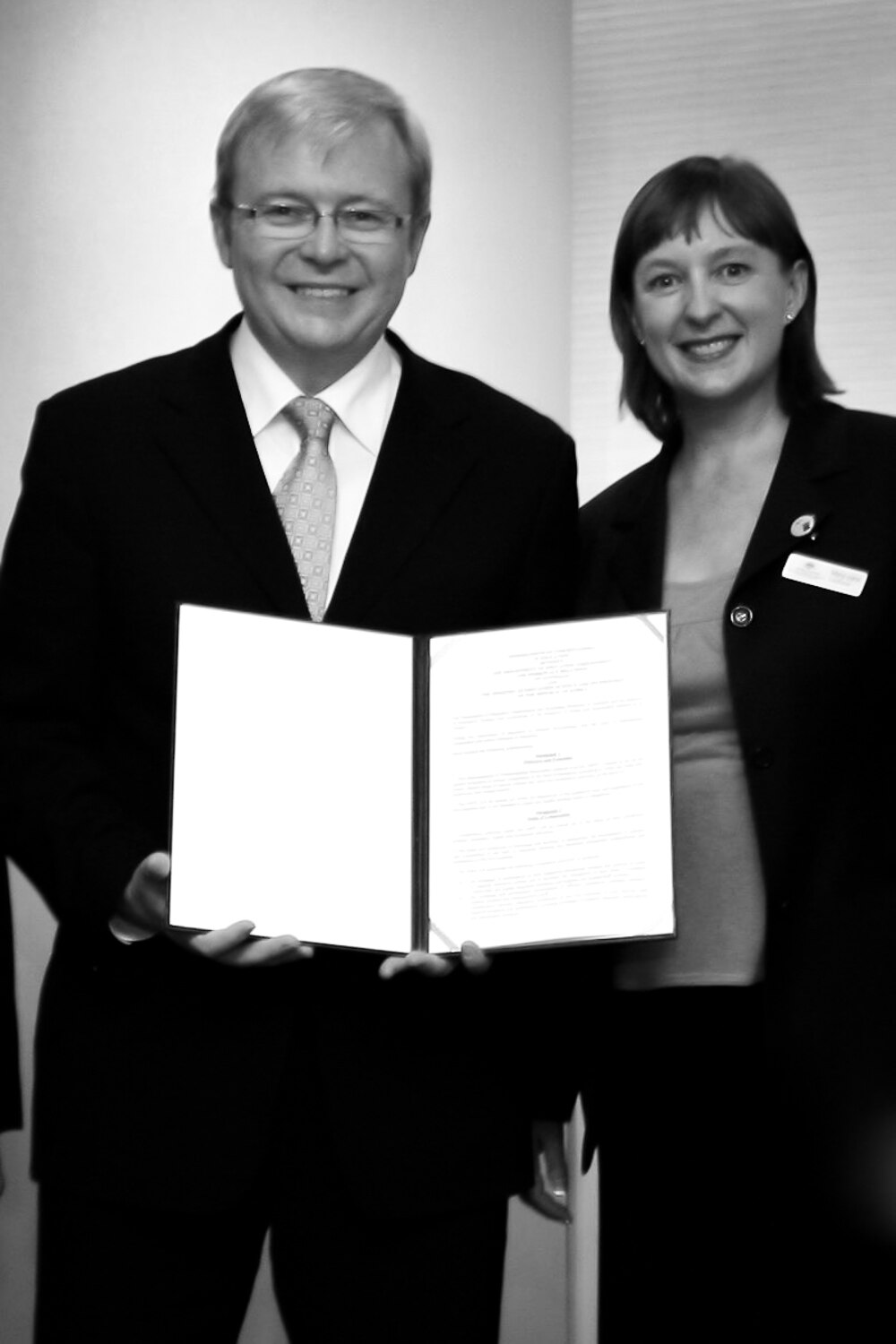 Up close and personal with the 'prime minister' of Canberra's Polit Bar ...