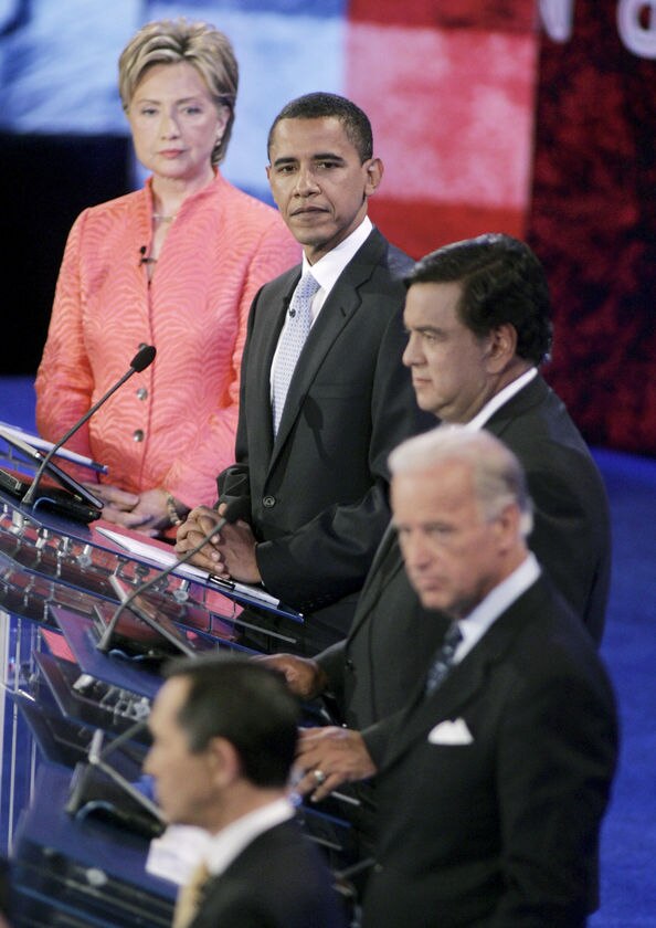 Presidential campaign risks becoming Xmas Grinch - ABC News