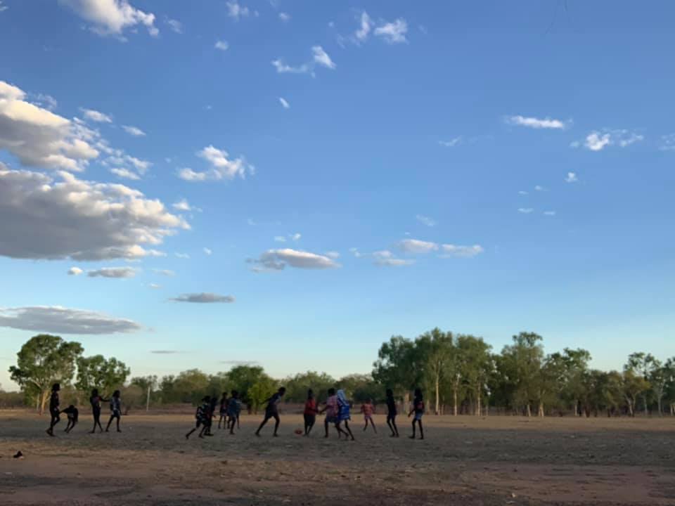 NT remote school teachers left stranded by COVID-19 hotspots in ...