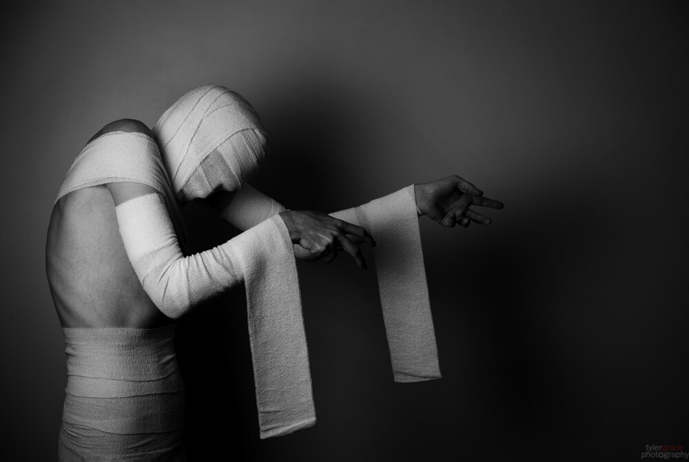 Young photographer explores dark feelings of living with chronic ...