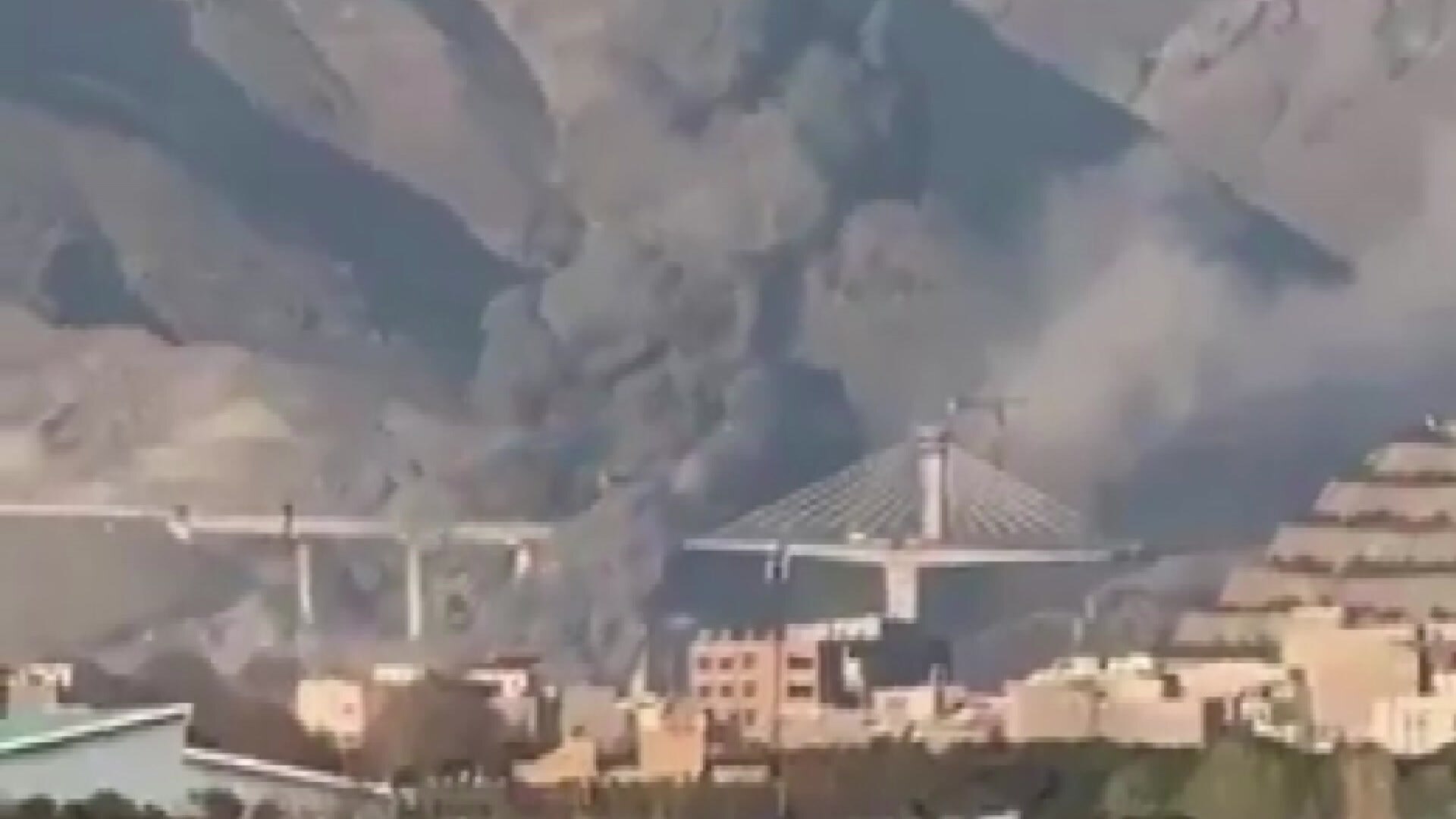 B1 bridge in Karaj, Iran destroyed by strikes - ABC News
