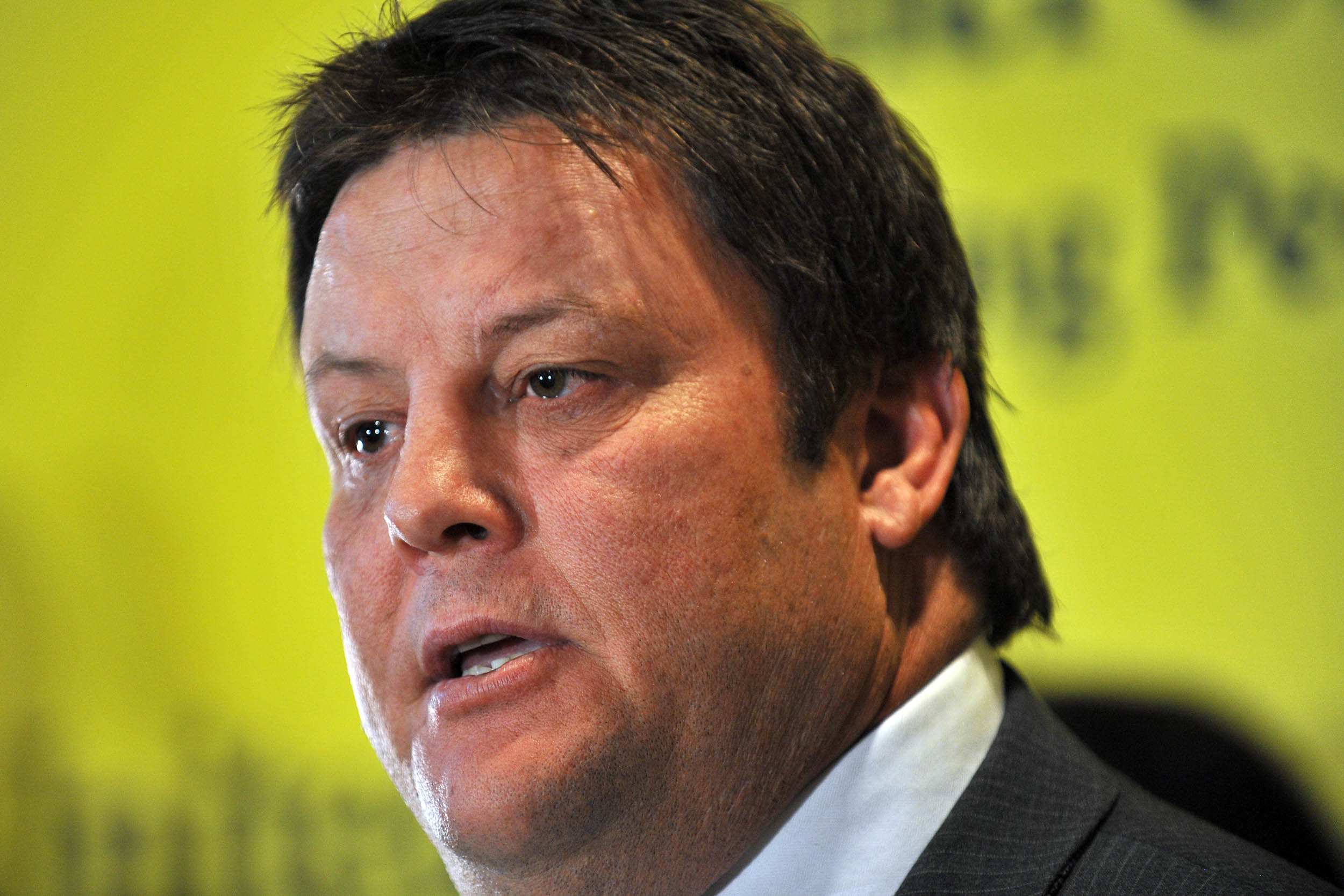 PUP senator Glenn Lazarus called 'one-eyed brick' at inquiry into ...