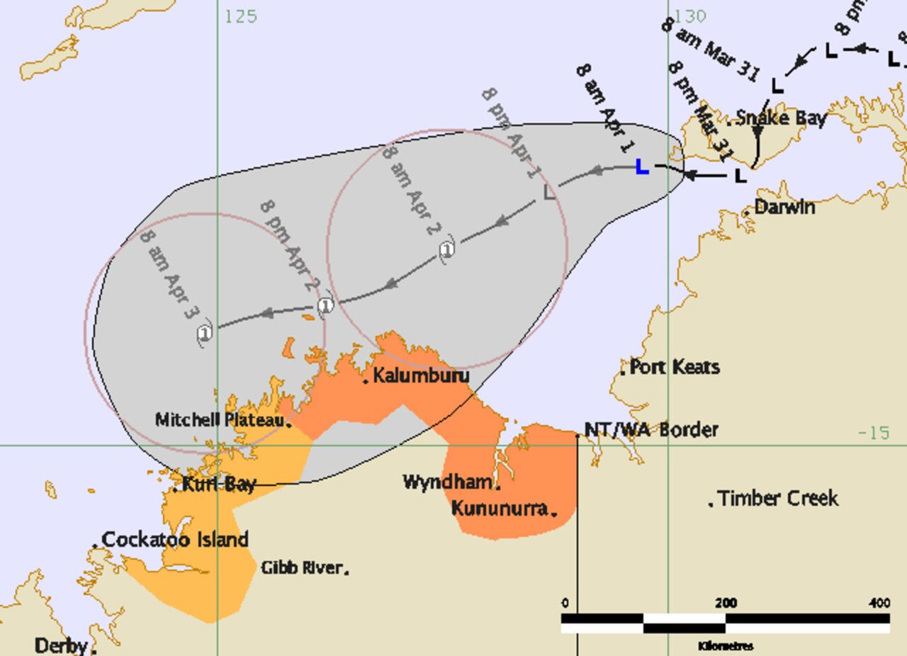 Kimberley cyclone warning - ABC News