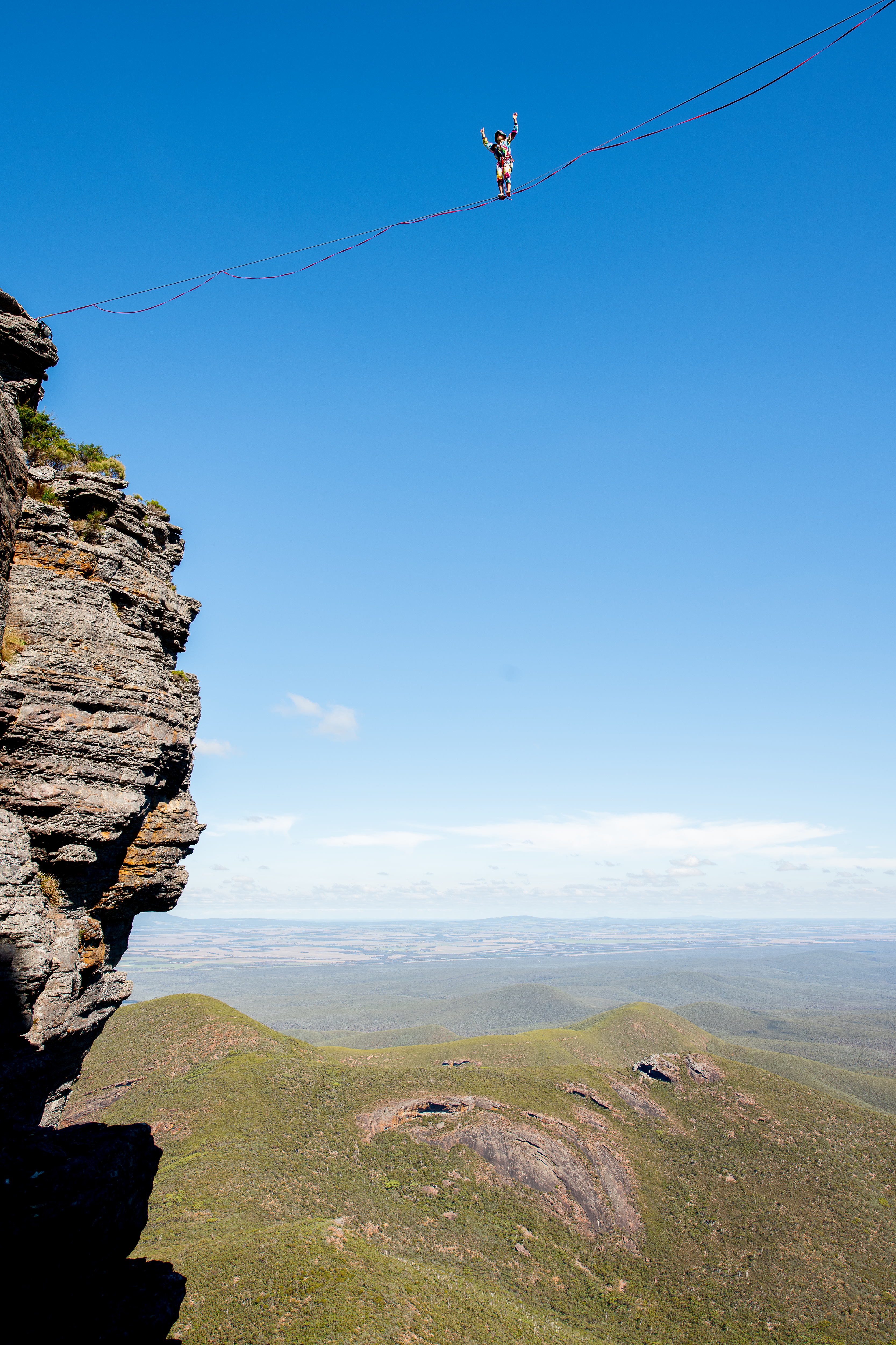 WA daredevils set record for state's highest slackline walk at Stirling ...
