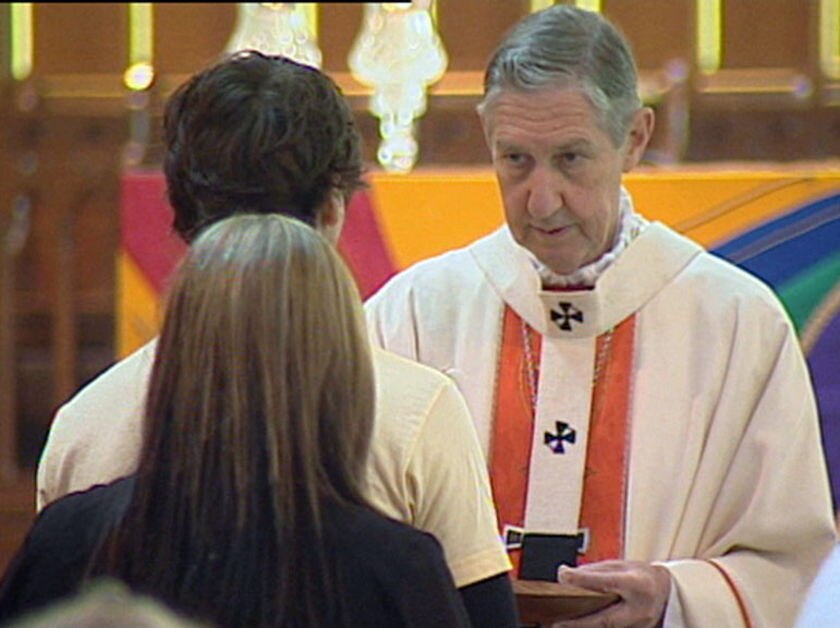 Archbishop to conduct funeral of sex offender - ABC News