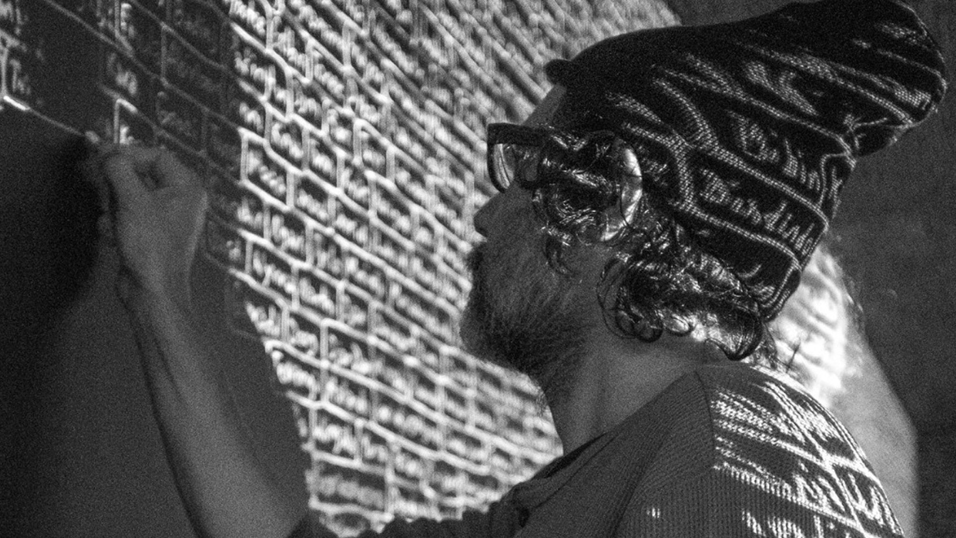 Archie Moore's prize-winning kith and kin more than genealogy - ABC listen