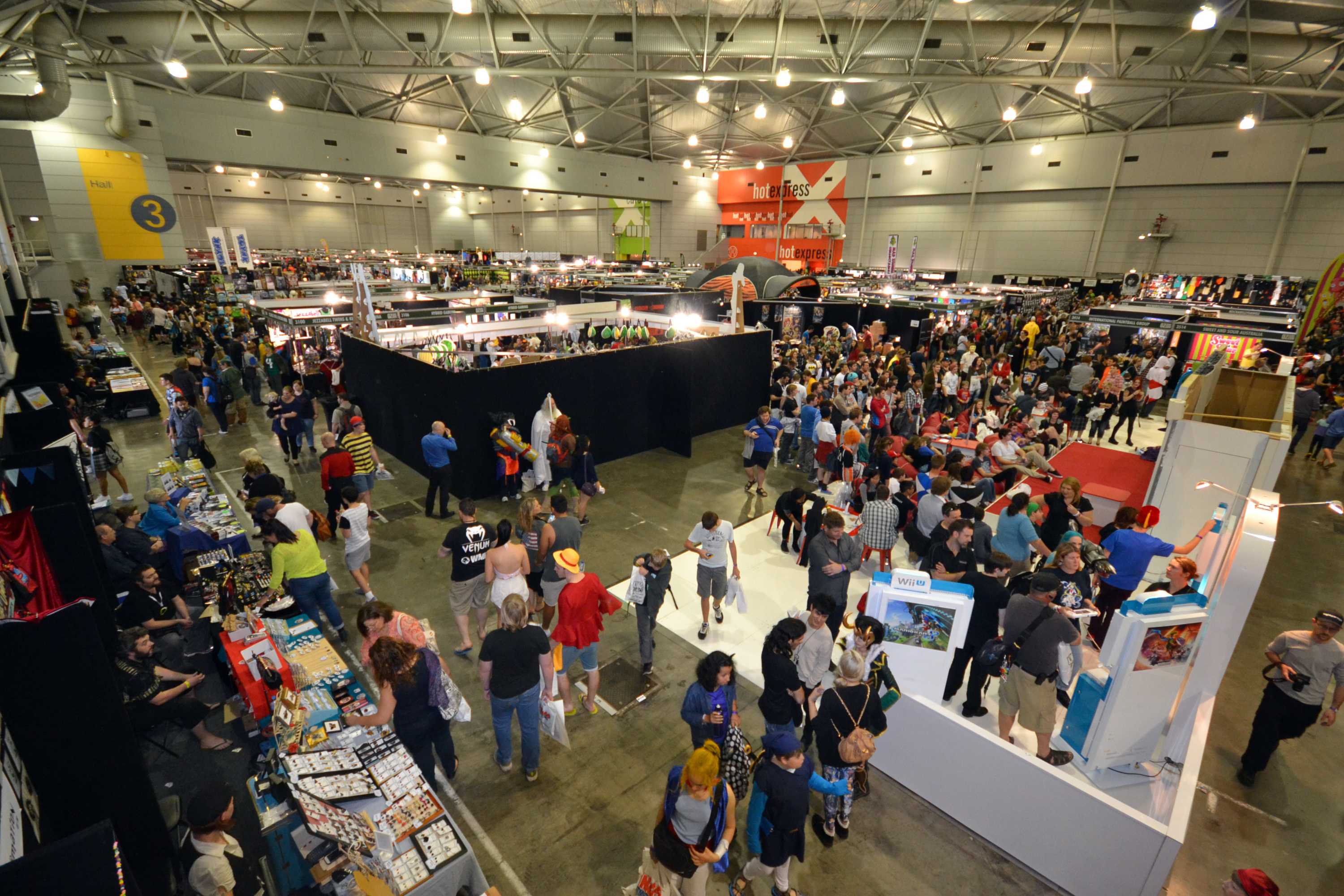 High school class shoots for the stars, planning two-day pop culture ...