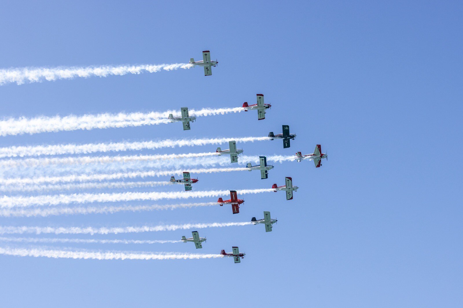 Freedom Formation return to Pacific Airshow on the Gold Coast after ...