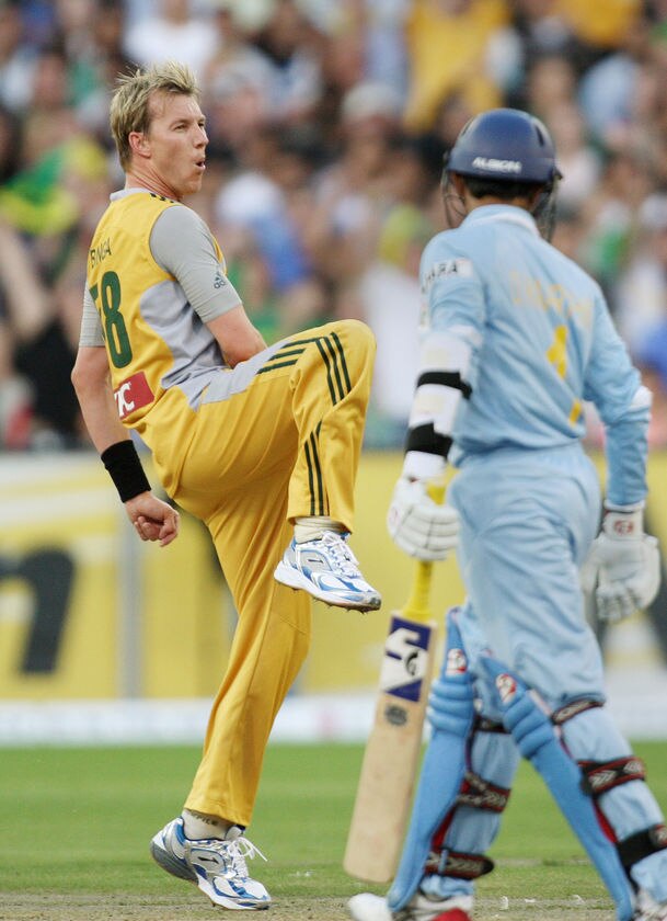 Rampant Australia rip through India - ABC News