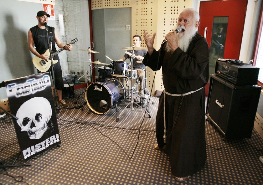 Heavy metal monk hangs up his mic - ABC News