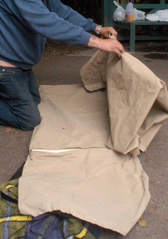 Longrassers to get free swags - ABC News