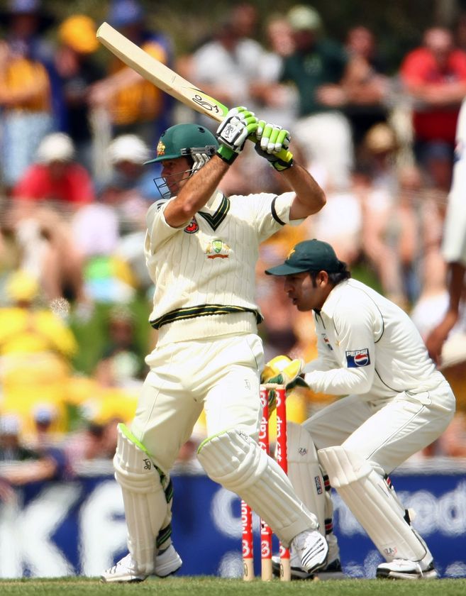 Ponting punishes Pakistan with ton - ABC News