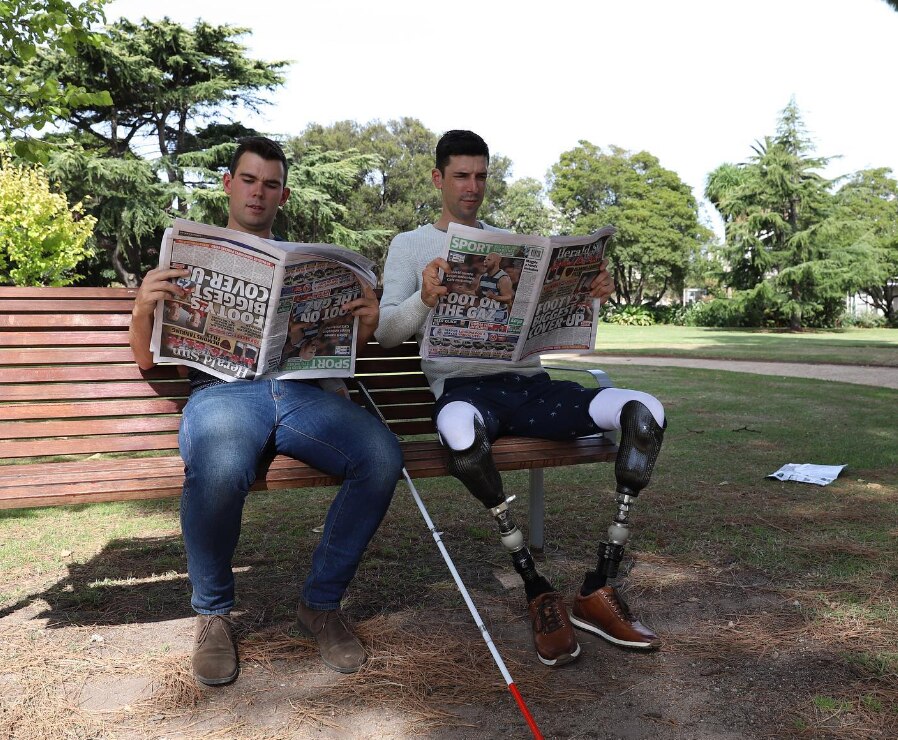 'Legless and Blind' mates use running to break down mental health ...