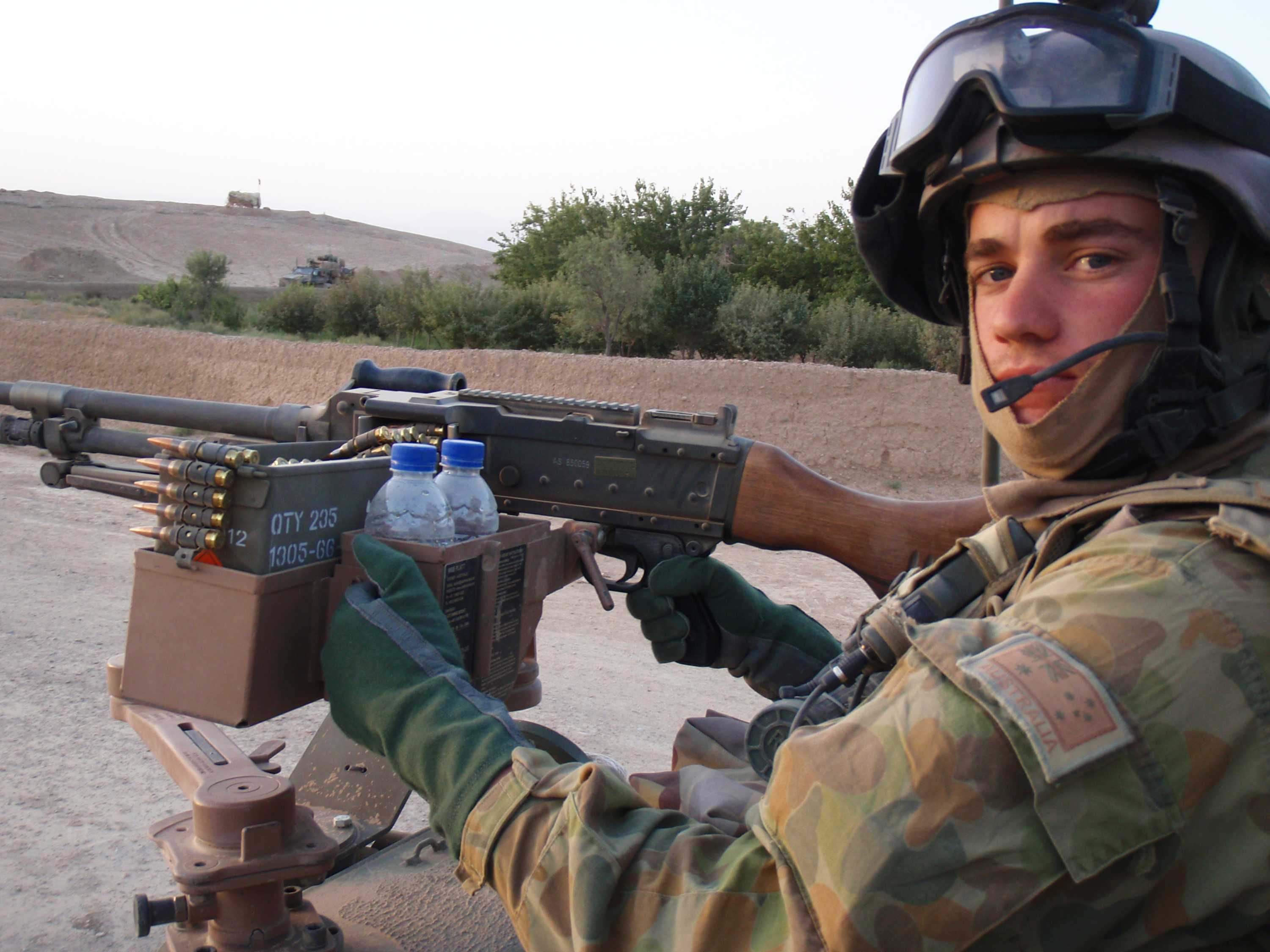 Trigger's Big Trek: War veteran Royce Hardman and dog set to walk ...