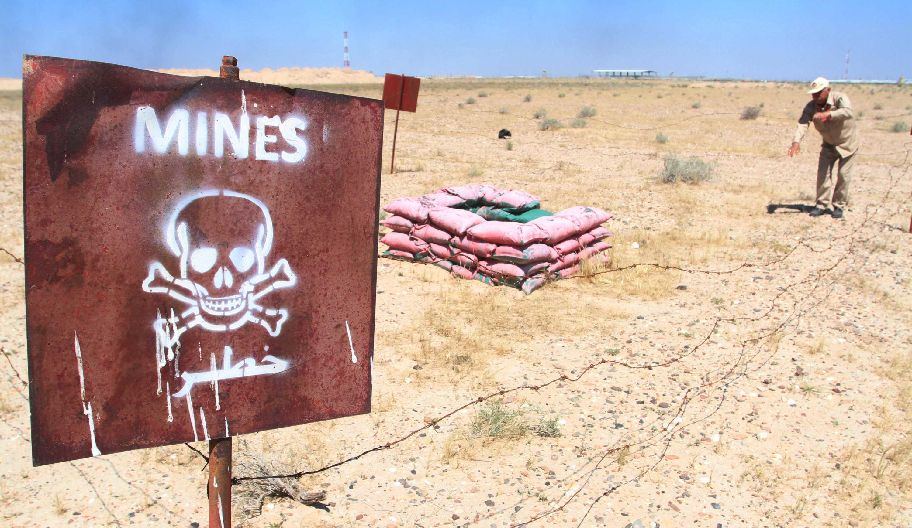 Australian demining expert killed while trying to defuse bomb in Iraq ...