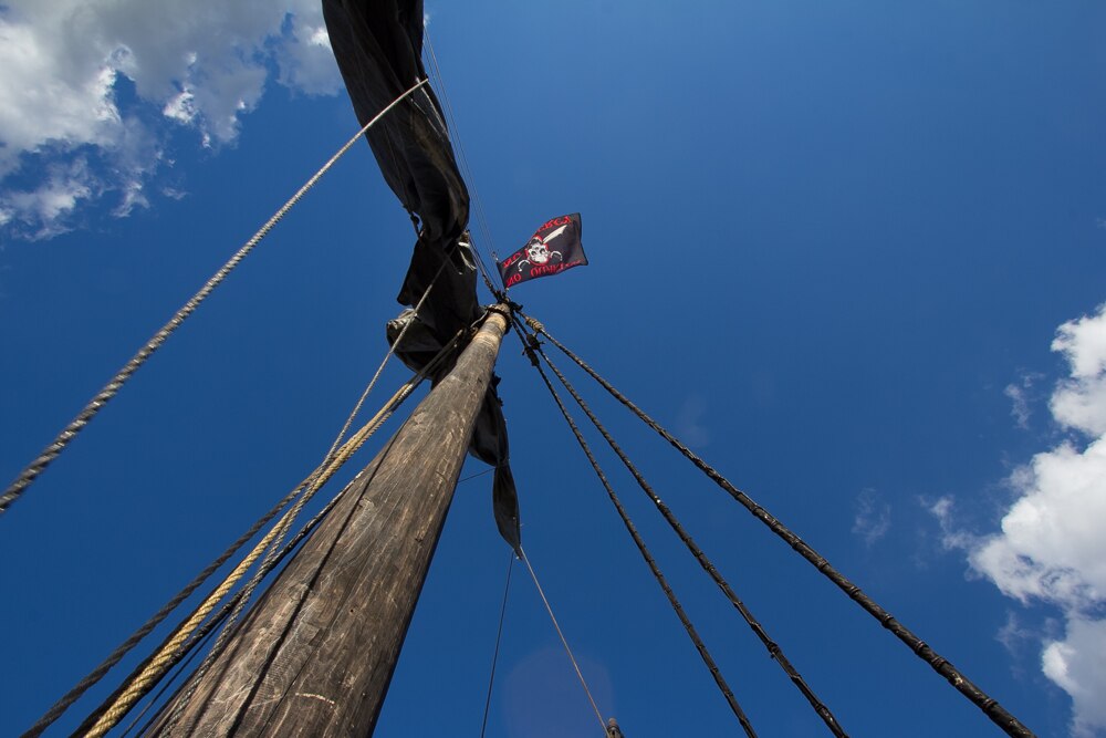 Australia's only 15th-century caravel, Notorious, sails into Brisbane ...