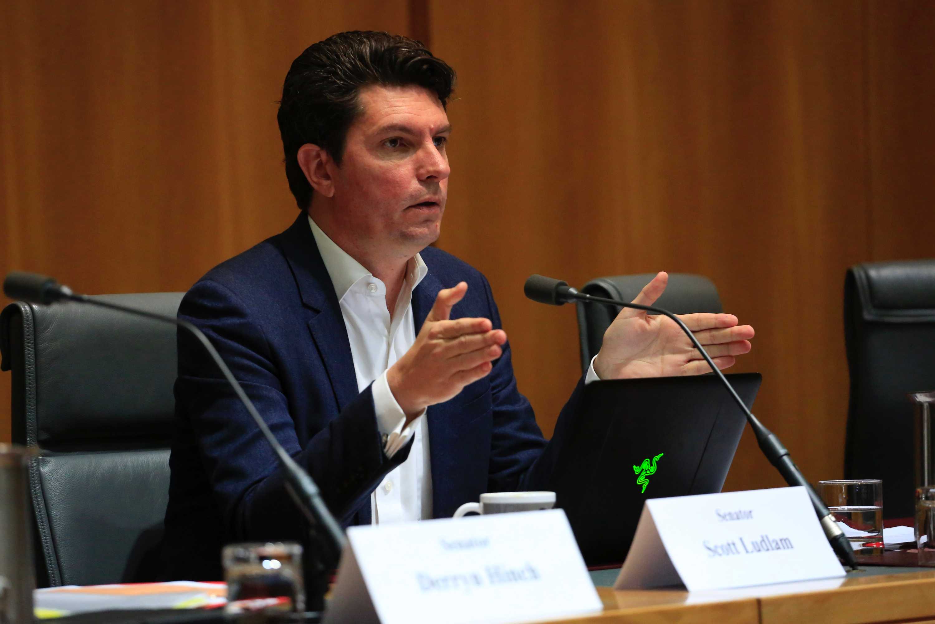 Greens Senator Scott Ludlam forced to resign from Senate because he's a ...