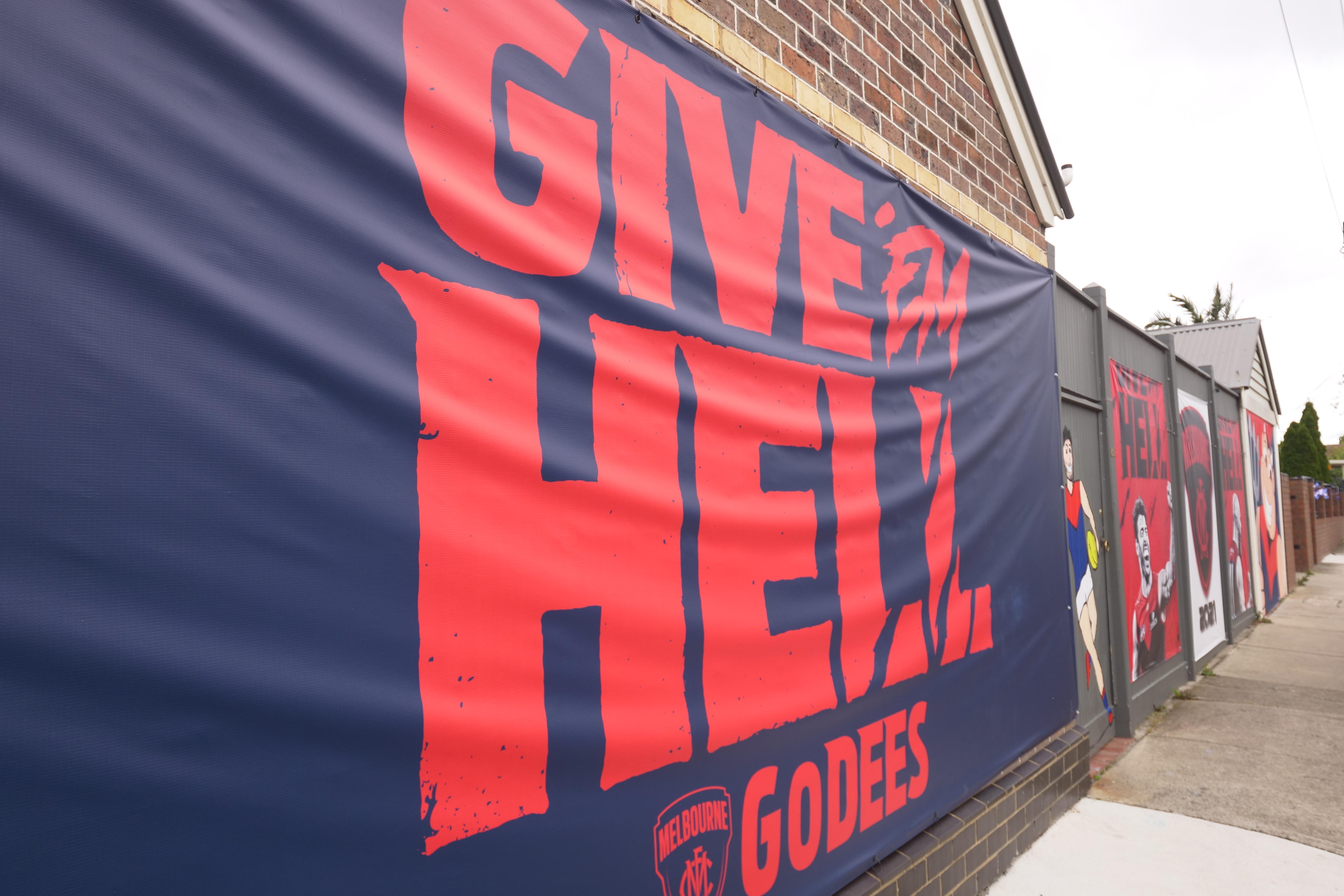 In Melbourne, AFL fans can't go to the grand final, but are still ...