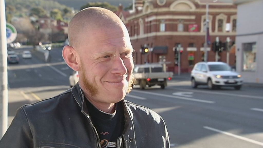 How the Tony Abbott headbutt happened - ABC News