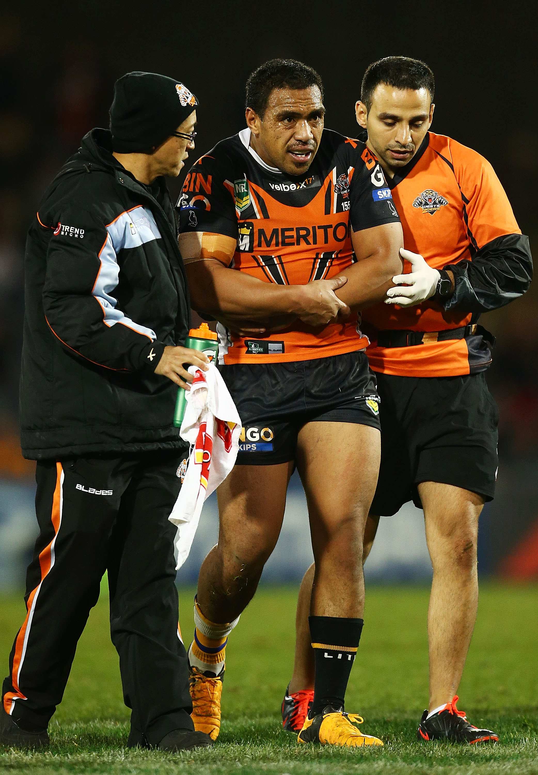 NRL: Wests Tigers lose Masada Iosefa in 17-12 win over Raiders - ABC News