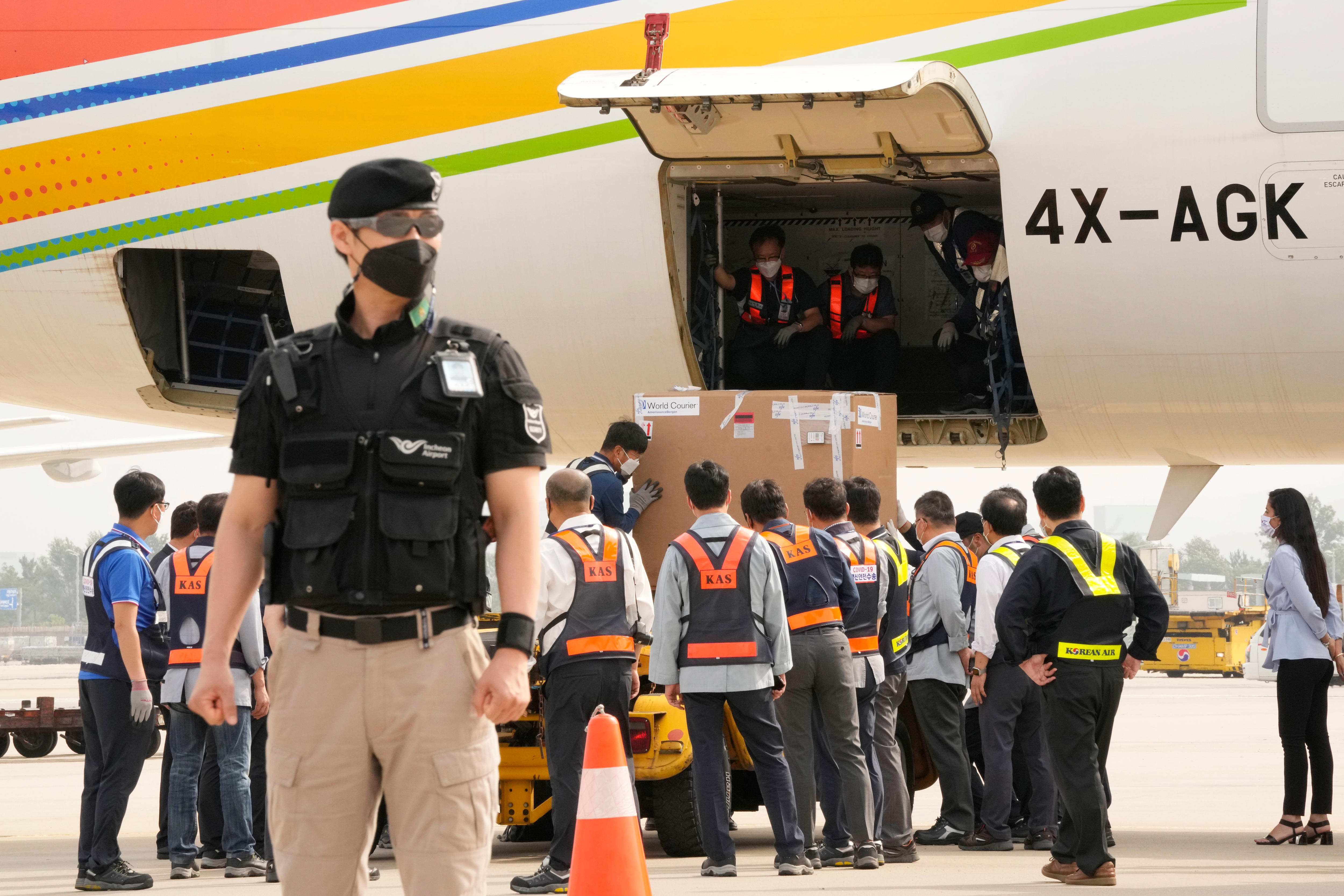 South Korea receives 700,000 Pfizer doses from Israel in vaccine ...