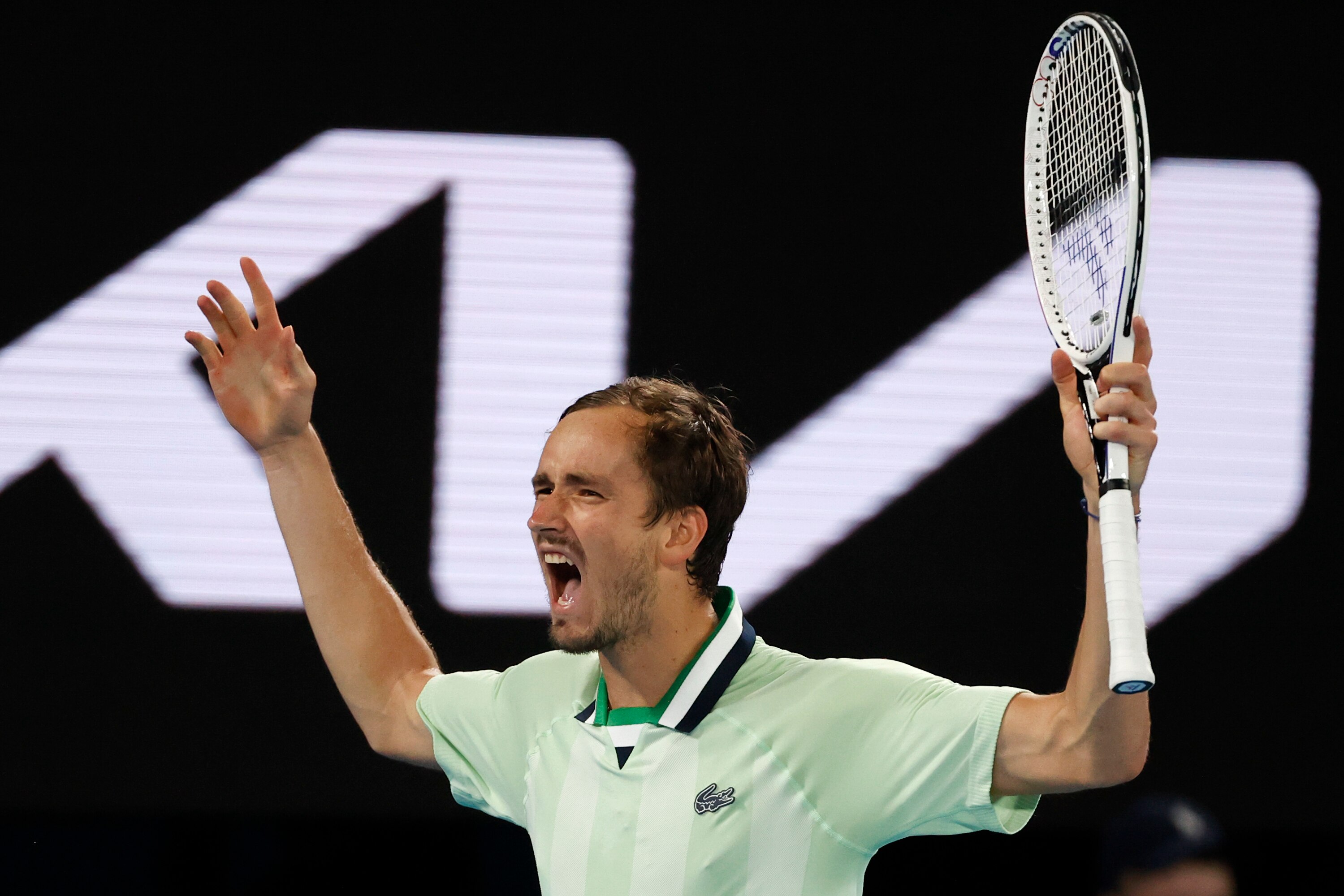 Australian Open Day 10: Daniil Medvedev wins Australian Open epic to ...