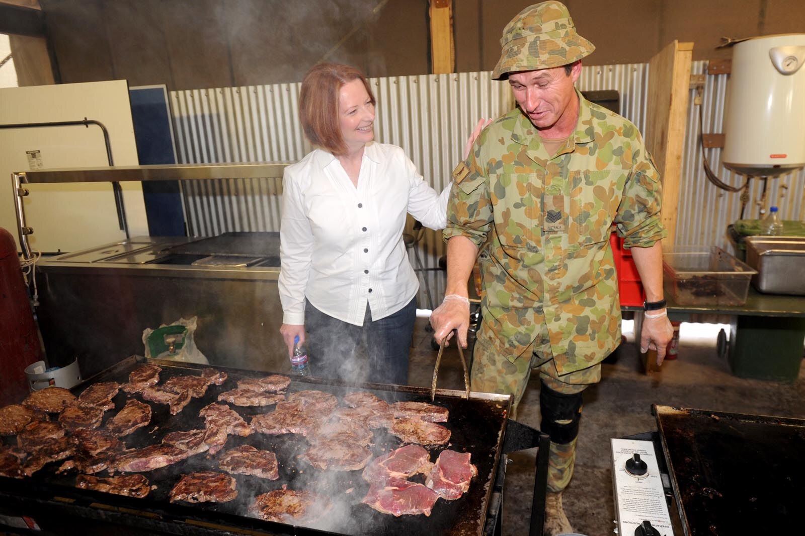 Gillard makes surprise visit to Afghanistan - ABC News