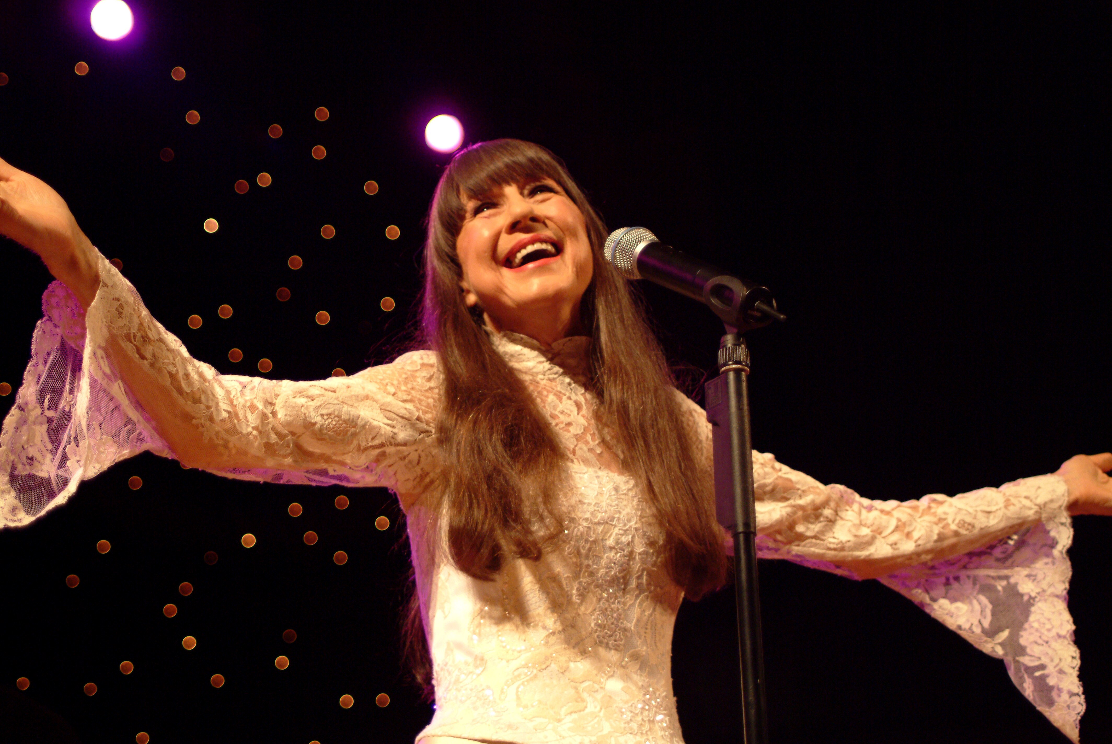 Singing the praises of Judith Durham and Olivia Newton-John, and ...